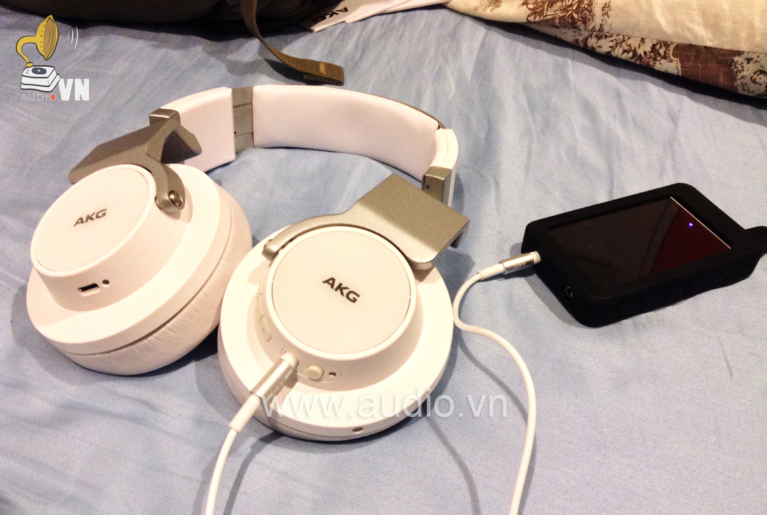 Tai Nghe AKG K845 BT - Audio.vn